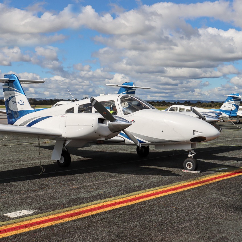 Piper Seminole – A Top Training Aircraft for Becoming a Pilot - Airflite